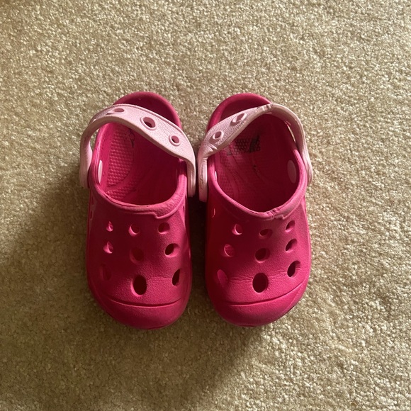 CROCS | Shoes | Girls Twotone Pink Crocs Style Sandals | Poshmark
